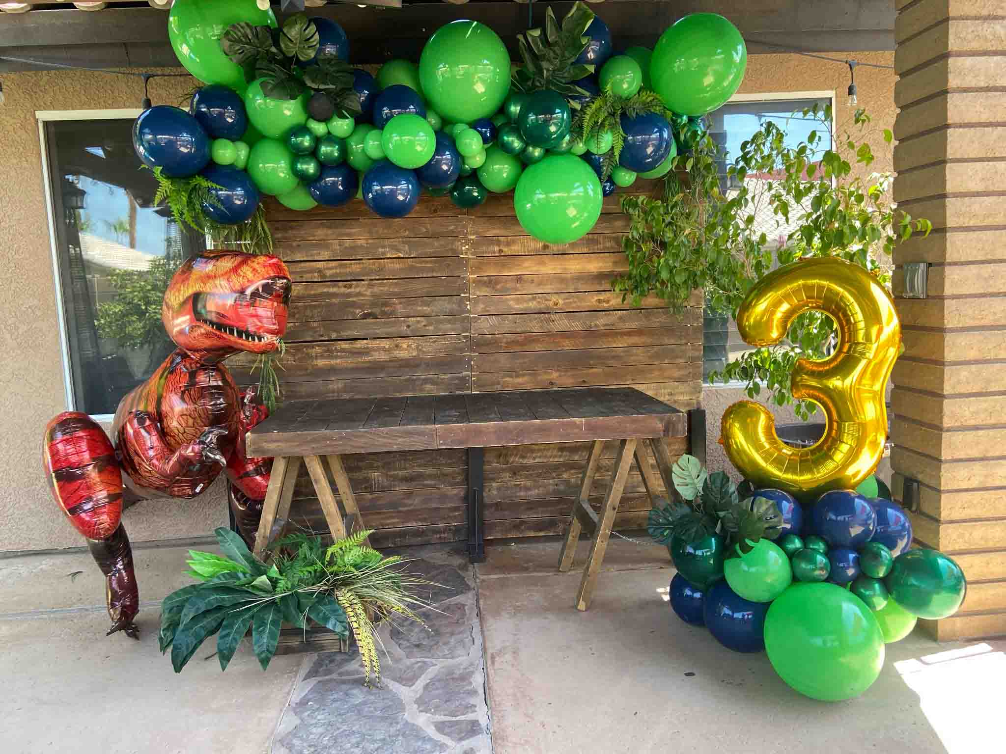 Wooden table in Yuma, AZ | Jays Party Shop